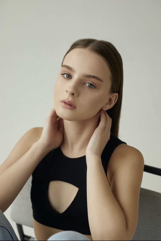 Sofia B - 株式会社Alpha Management